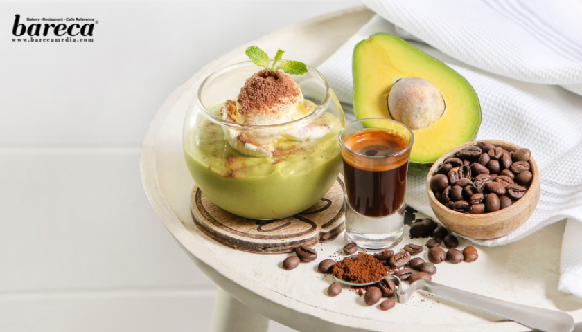 Meracik Avocado Coffee yang Lezat dan Menarik untuk Sajian di Cafe